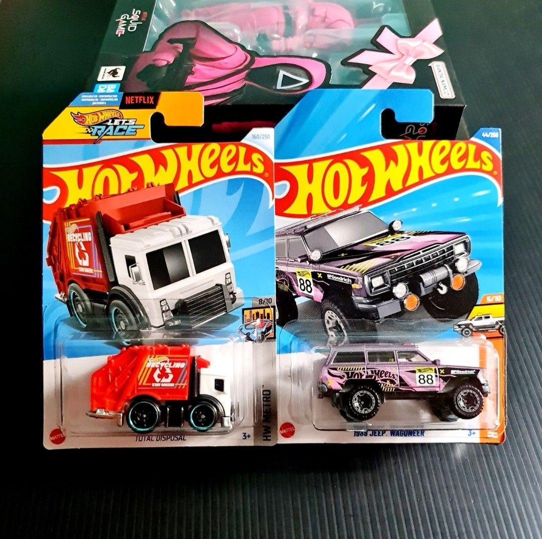 Hot Wheels 1988 Jeep Wagoneer, Netflix Let's Race Total Disposal ( Red ...