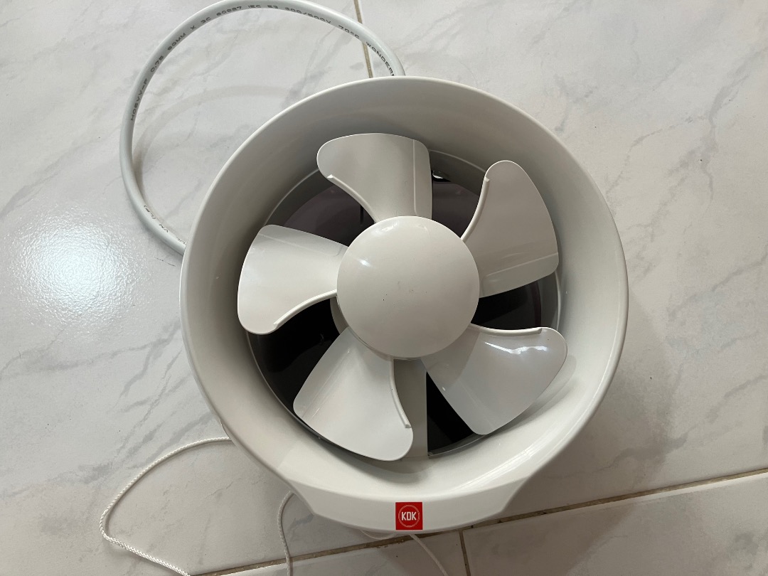KDK WINDOW MOUNTED FAN 15WUD, Furniture & Home Living, Lighting & Fans ...