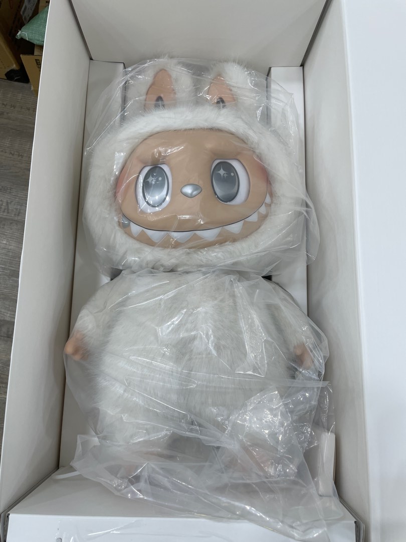Labubu 大天使, 興趣及遊戲, 玩具 & 遊戲類 - Carousell