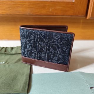 Bonia Wallet, Men's Fashion, Watches & Accessories, Wallets & Card ...