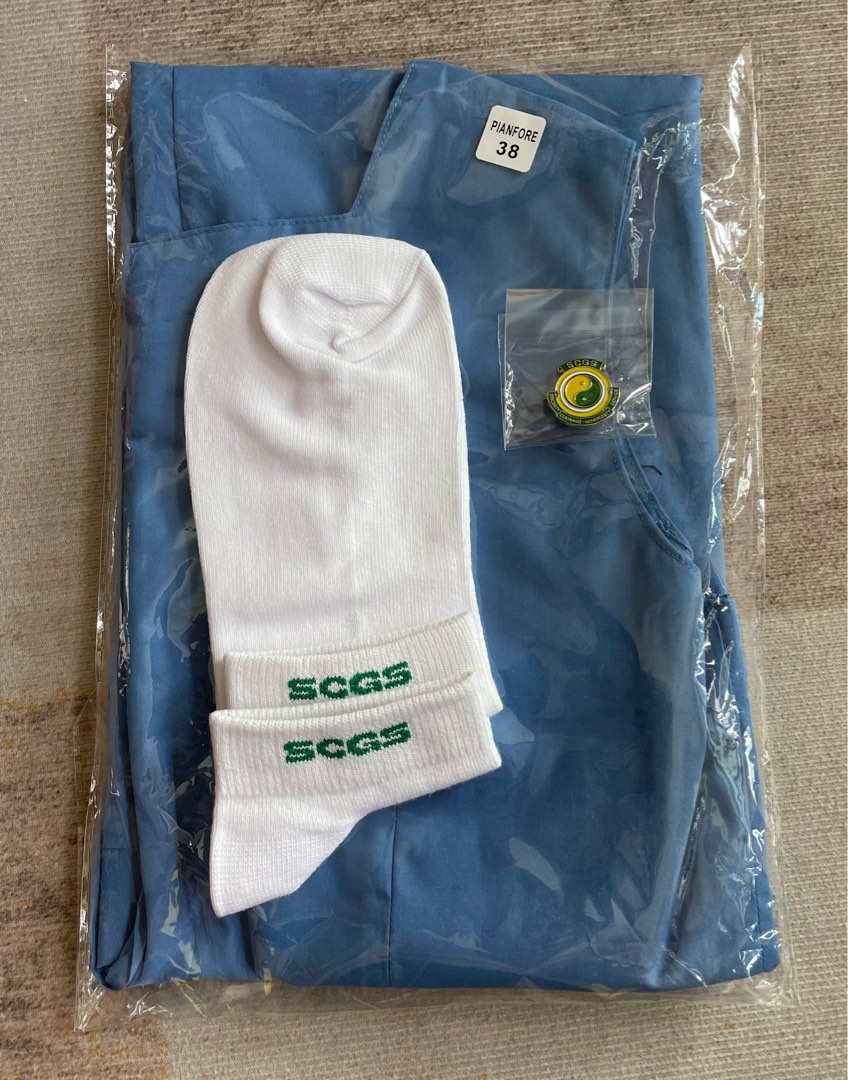 SCGS Singapore Chinese Girls School Uniform - 38, Women's Fashion ...