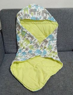Selimut hoodie Dijual | Carousell Indonesia