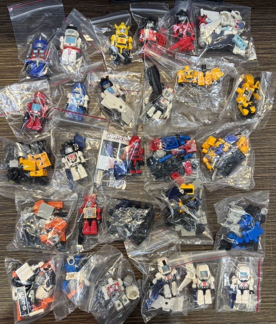 Transformers KREO minifigs 110 single & Combiners Lot, Hobbies & Toys ...