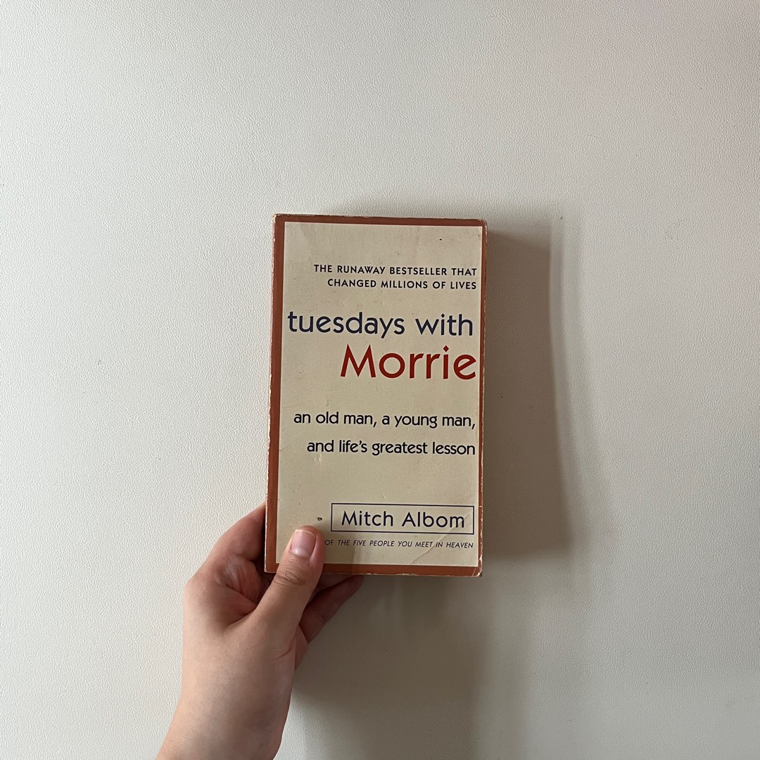 Tuesdays with Morrie - Mitch Albom, Hobbies & Toys, Books & Magazines ...
