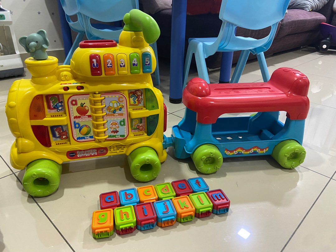 VTech alphabet train, Hobbies & Toys, Toys & Games on Carousell