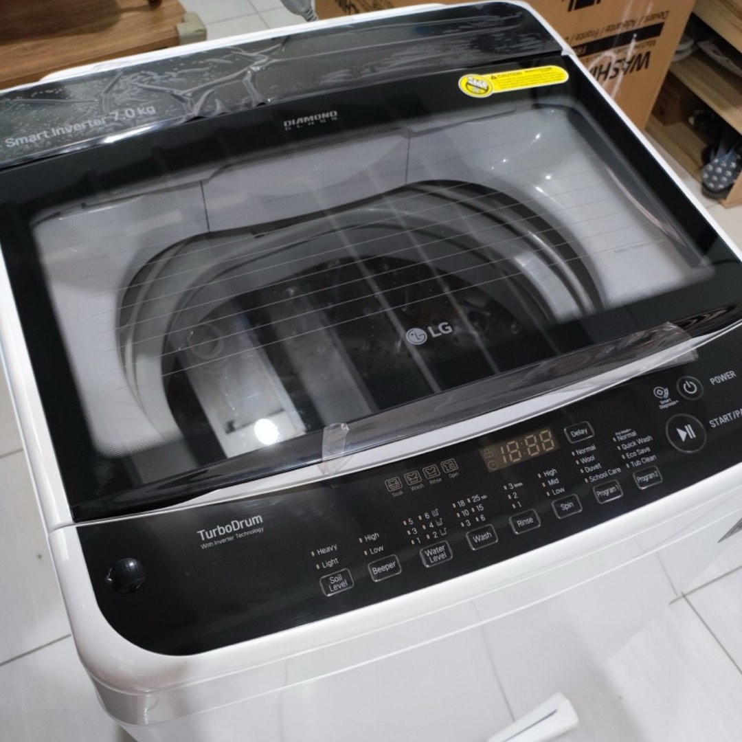 Washing machine Rush sale, Furniture & Home Living, Cleaning & Homecare ...