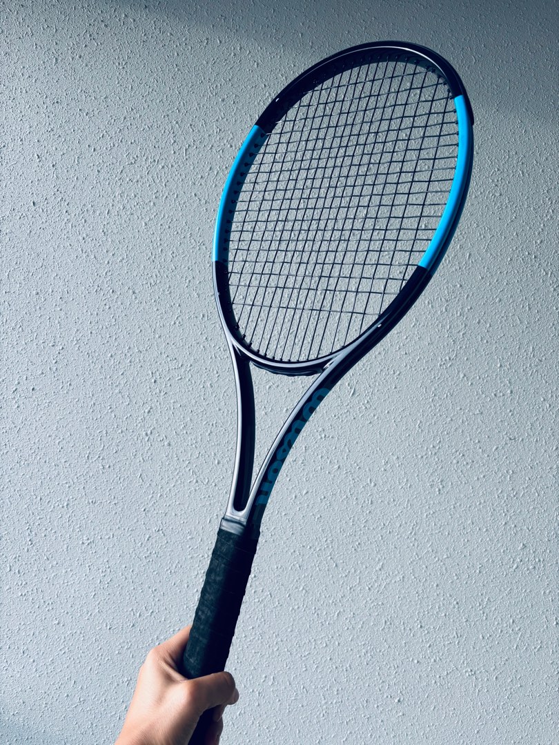 WILSON Ultra Tour v2.0 tennis racket (grip 2), Sports Equipment, Sports ...