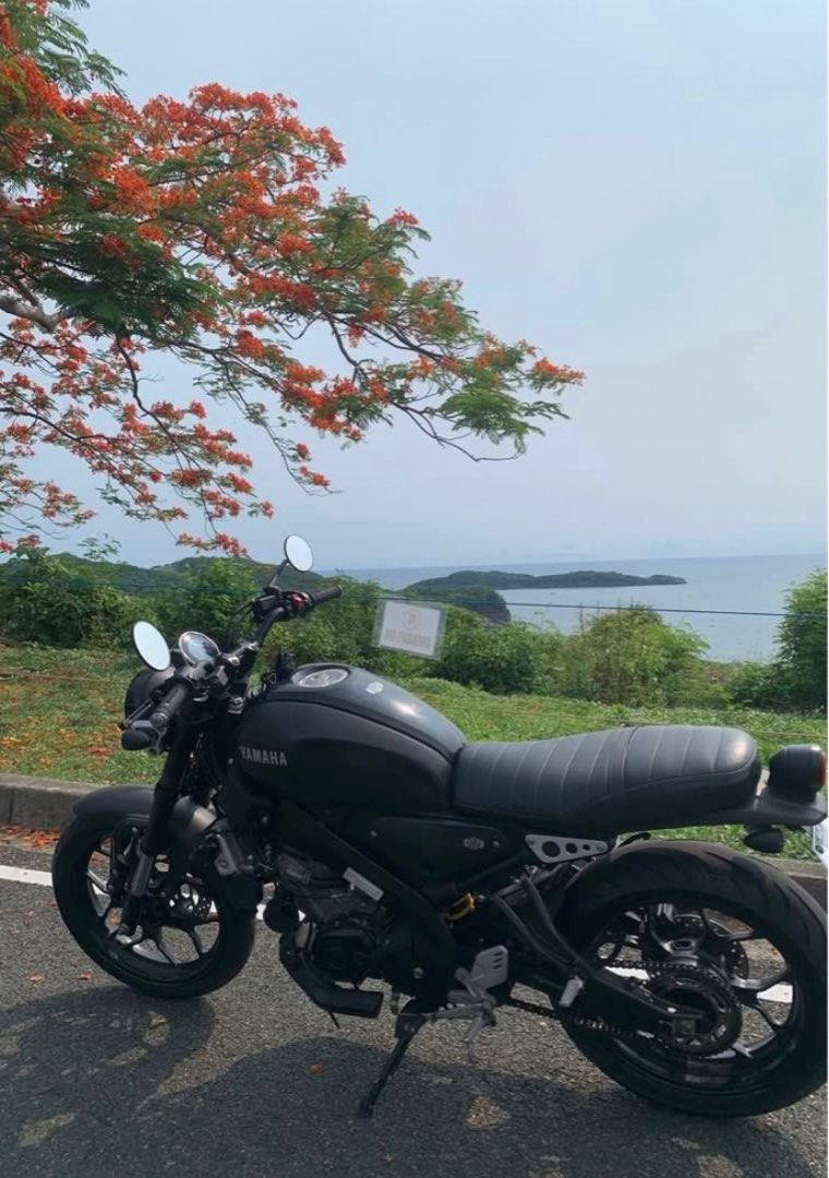 Yamaha Cafe Racer Motorbike XSR 155 cc All Black Matte Motorcycle ...