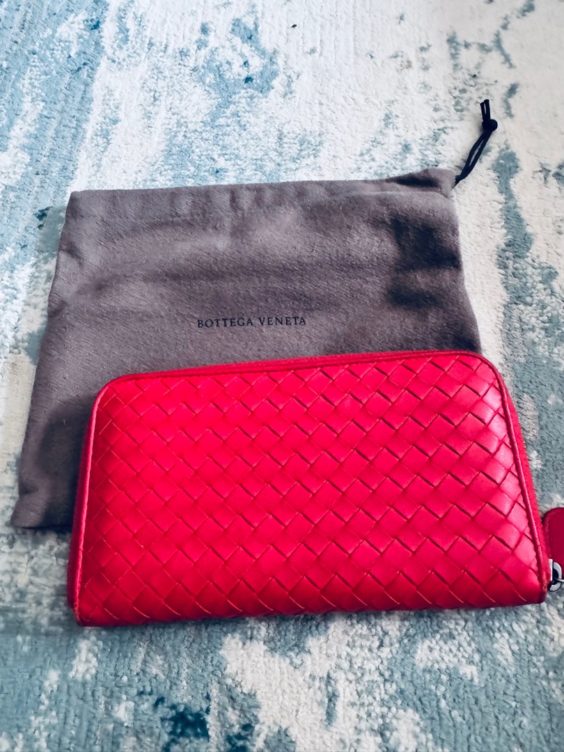 Bottega Wallet, Luxury, Bags & Wallets on Carousell