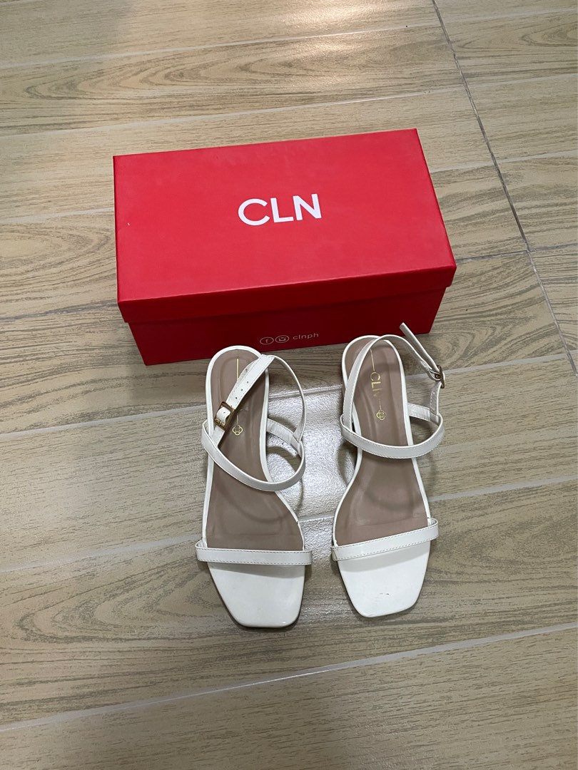 CLN white heels / sandals, Women's Fashion, Footwear, Heels on Carousell