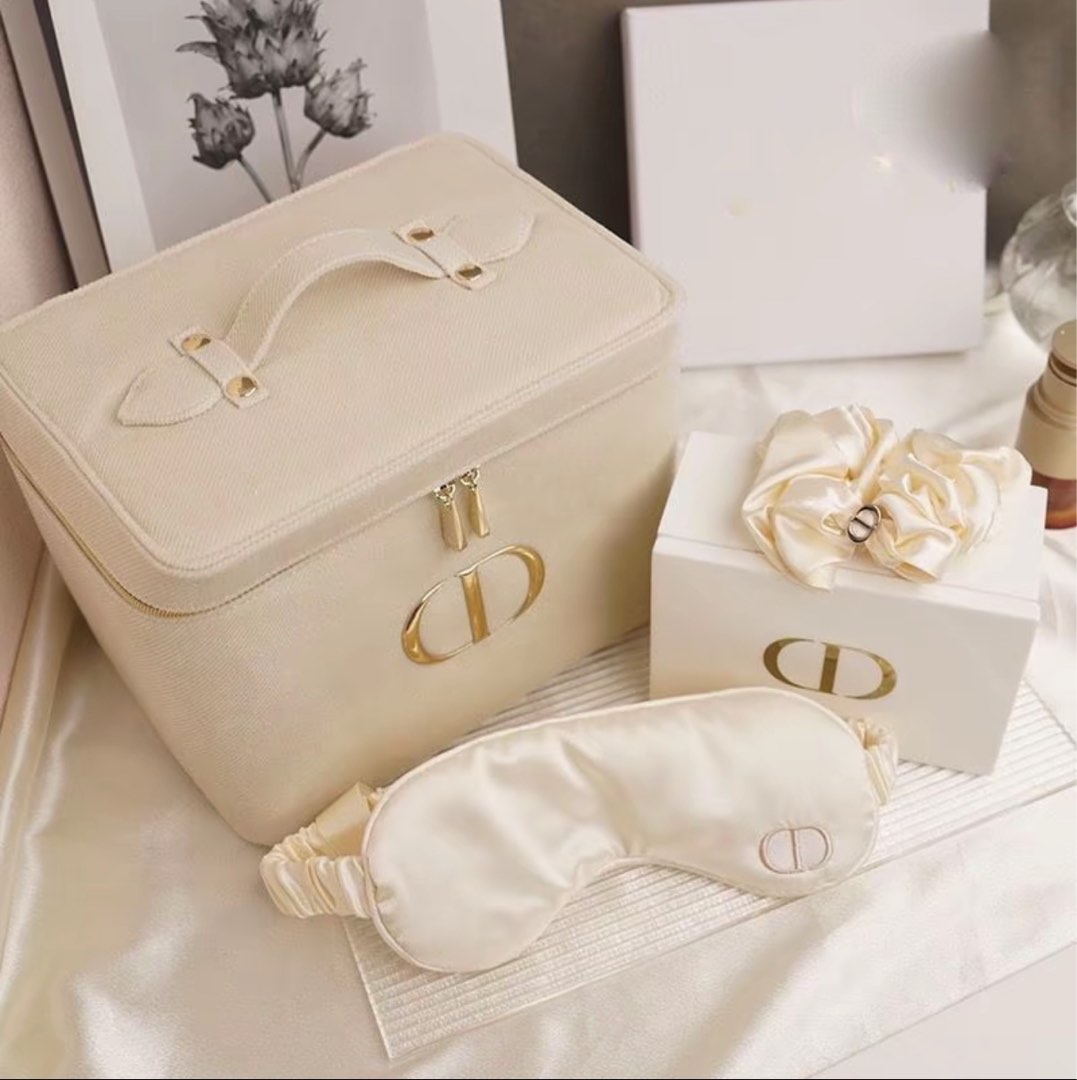 Dior Beauty Limited Edition Vanity Set, Luxury, Accessories on Carousell
