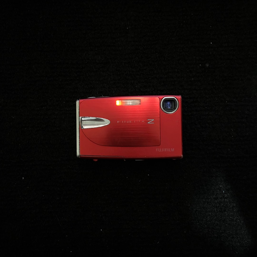 FUJIFILM FINEPIX Z20FD | SLIDING DIGICAM, Photography, Cameras on Carousell