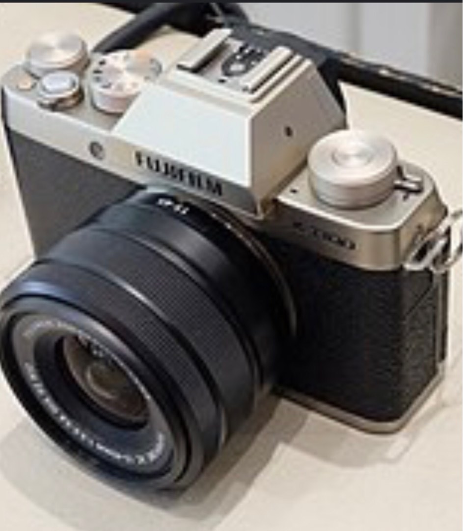 Fujifilm XT-100 with Kit Lens, Photography, Cameras on Carousell