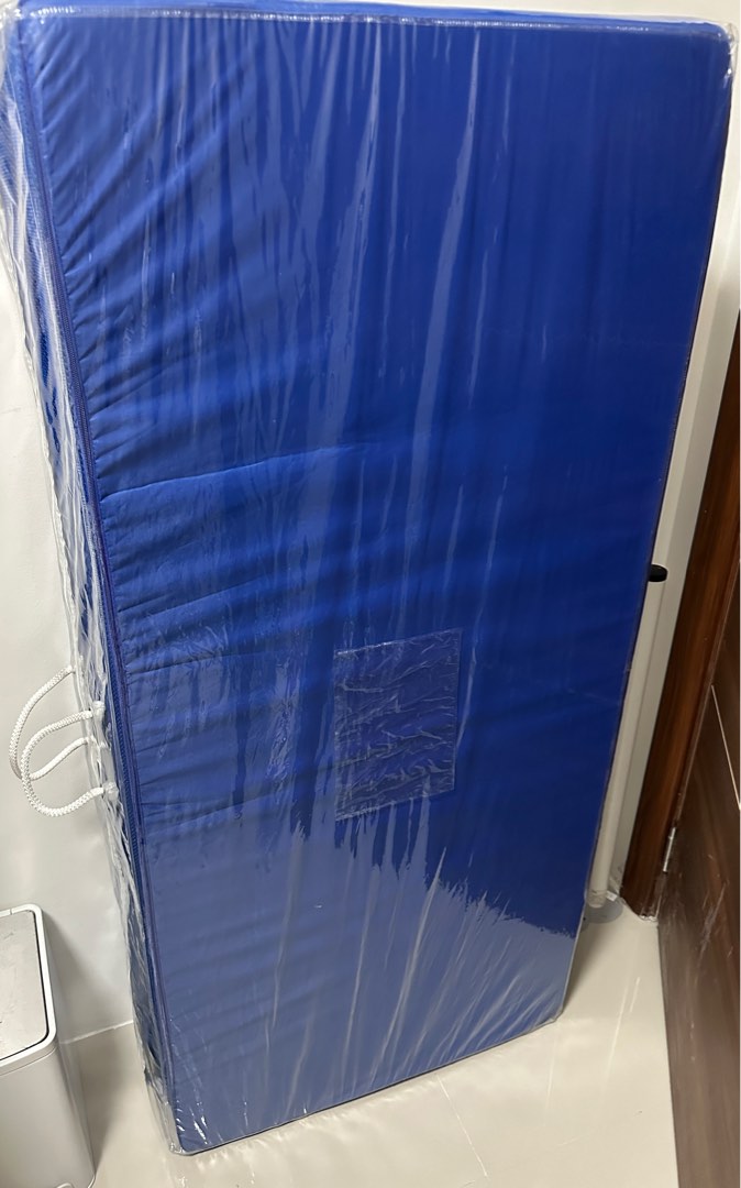 Full Double Uratex Airlite Foldable Bed, Furniture & Home Living ...