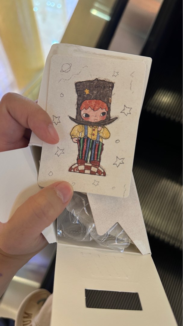 Hirono little prince the conceited man, Toys & Collectibles, Mainan di ...