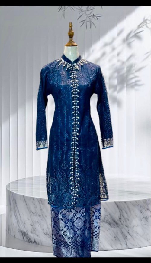 Kebaya Lace Manik Premium Kain Songket Lilit, Women's Fashion, Muslimah ...