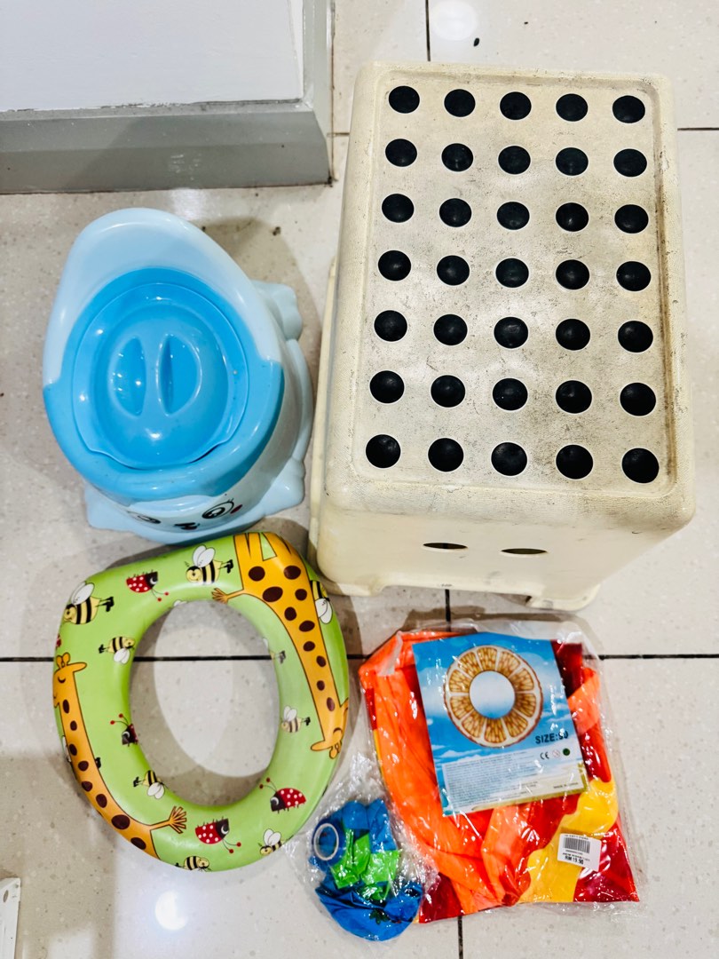 Kids Stuff (2 types of potty seat + Bathroom bench), Babies & Kids ...