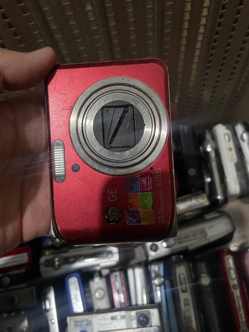 lumix ge digicam camera AS IS, Photography, Cameras on Carousell