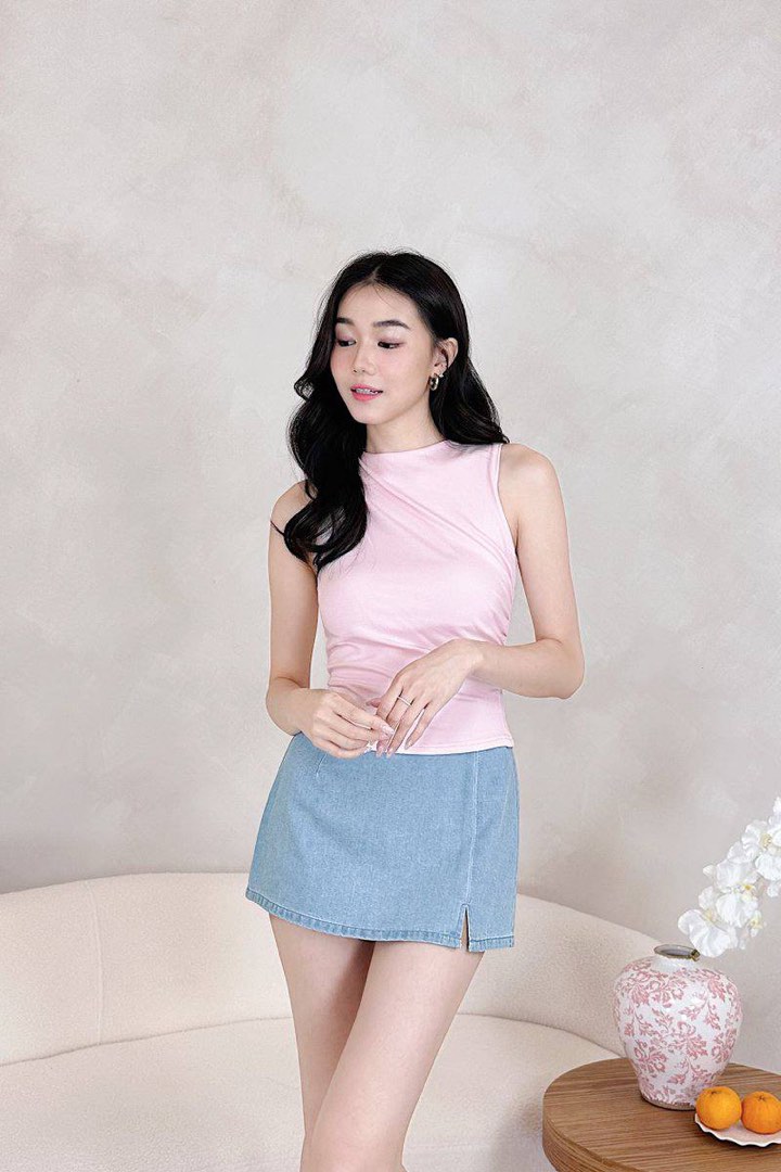 Mikayla BARE/BASIC) Florie Round Neck Side Ruched Top in Baby pink, Women's Fashion, Tops ...