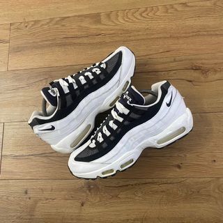 Nike airmax, Men's Fashion, Footwear, Sneakers on Carousell