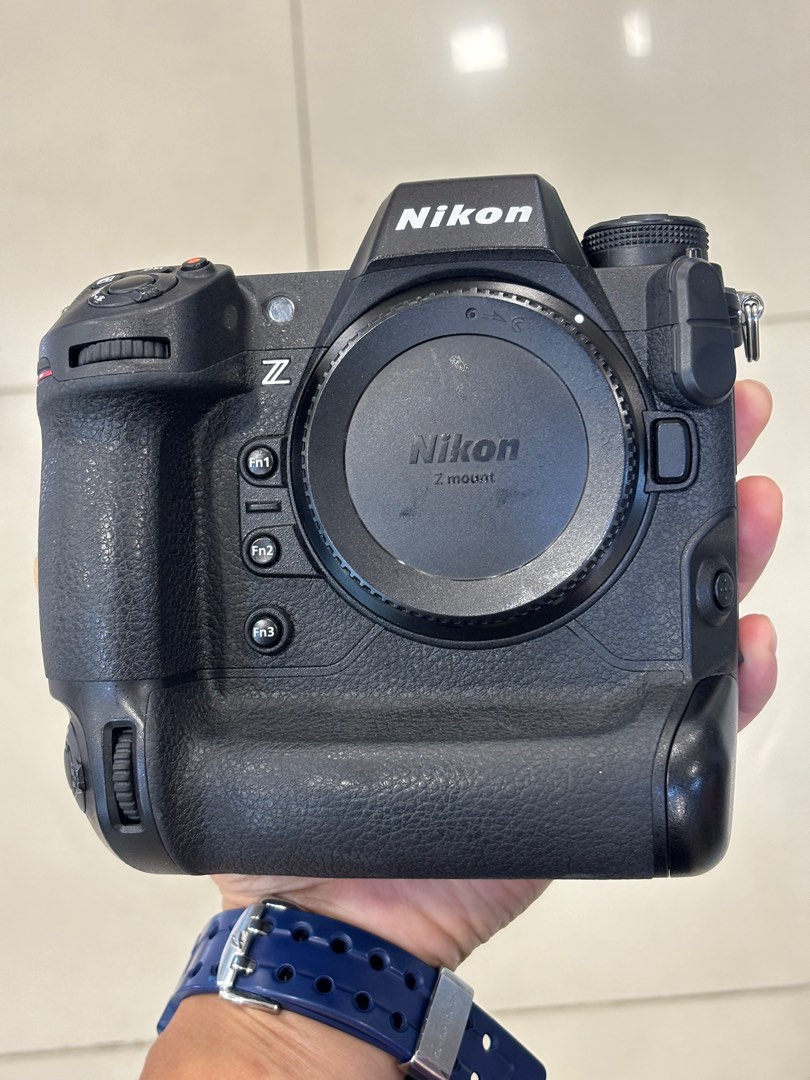 NIKON Z9 BODY SHUTTER COUNT 40k+, Photography, Cameras on Carousell