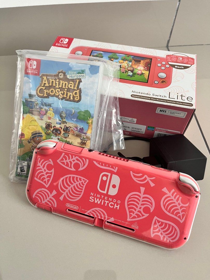 Nintendo Switch Lite Animal Crossing: New Horizons Isabelle Aloha ...