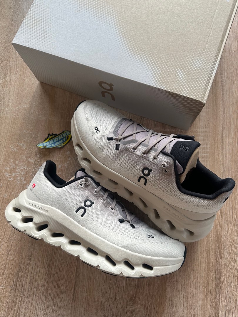 On Cloudtilt 'Cinder Sand', Men's Fashion, Footwear, Sneakers on Carousell