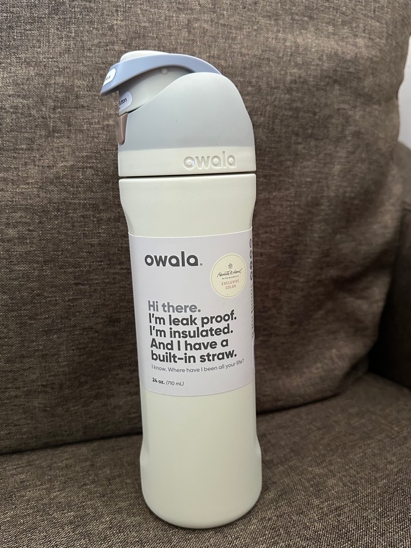 Owala Freesip 24oz Cloud Watching, Furniture & Home Living, Kitchenware & Tableware, Water ...