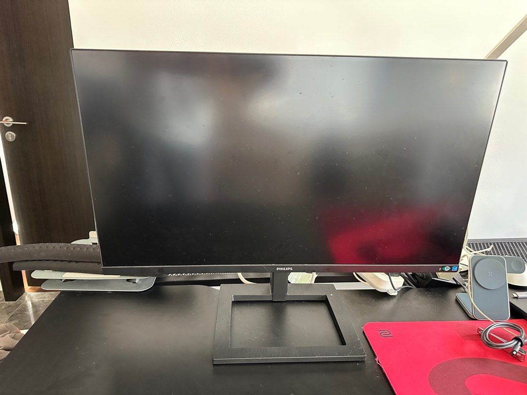 Philips 28" 4K Ultra HD LCD monitor with AMD FreeSync / Low Blue Mode ...