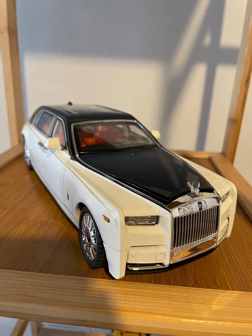 Rolls Royce Phantom 1:18 Scale Brand New with Box Same Day Delivery COD ...