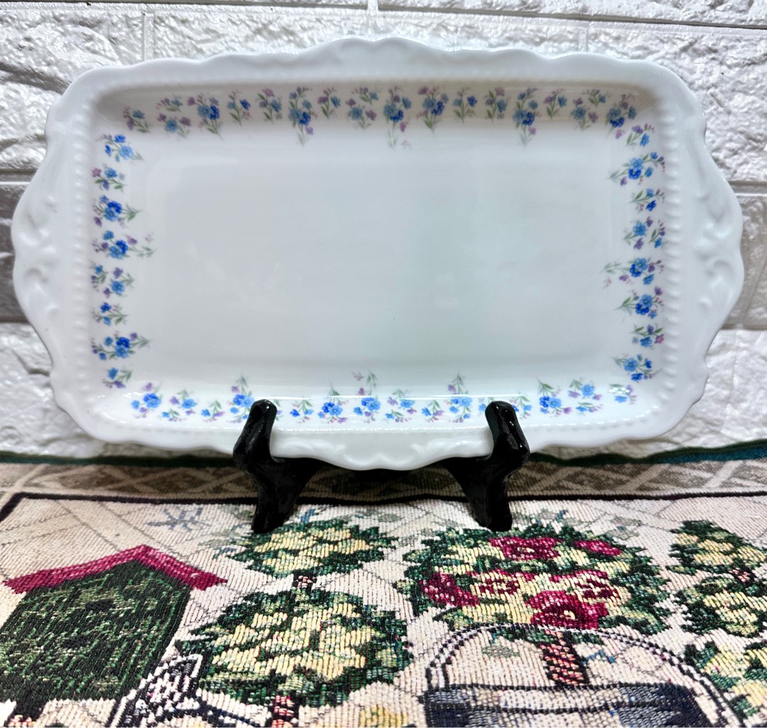 Royal Albert Memory Lane Sandwich Tray / Platter, Furniture & Home ...