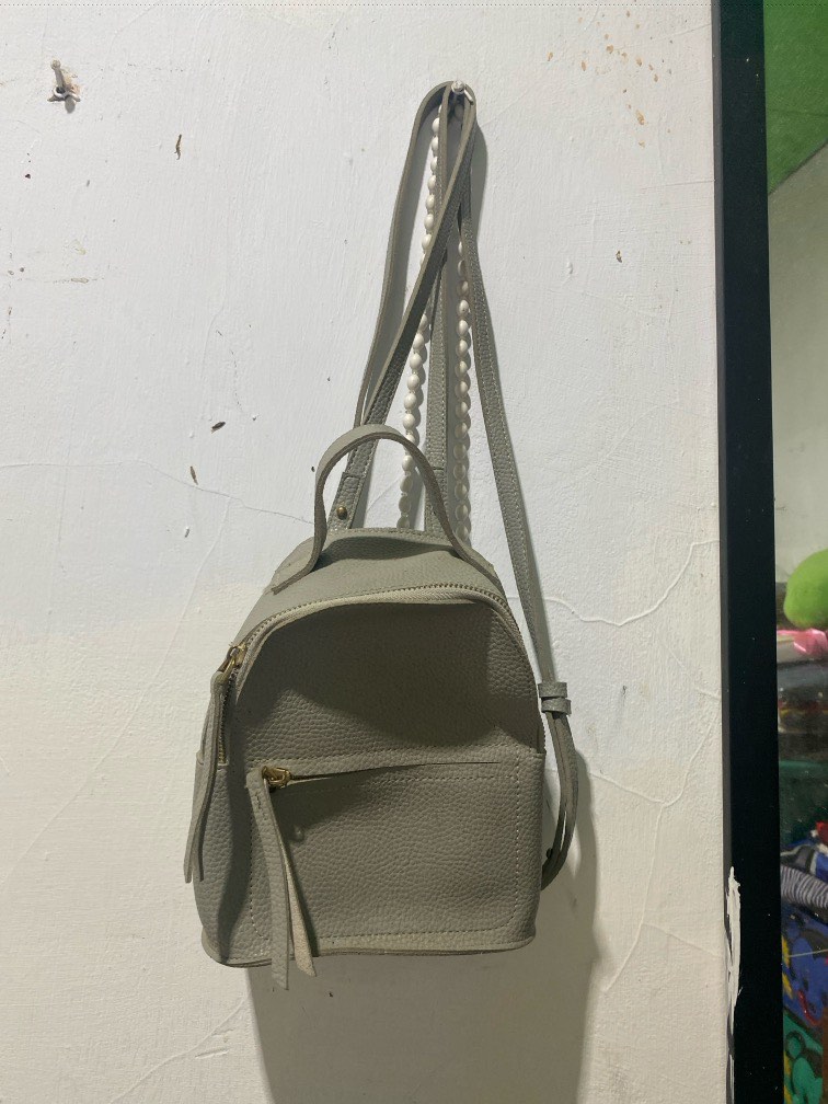 TAS RANSEL KECIL MINISO ABU, Fesyen Pria, Tas & Dompet , Tas Selempang ...