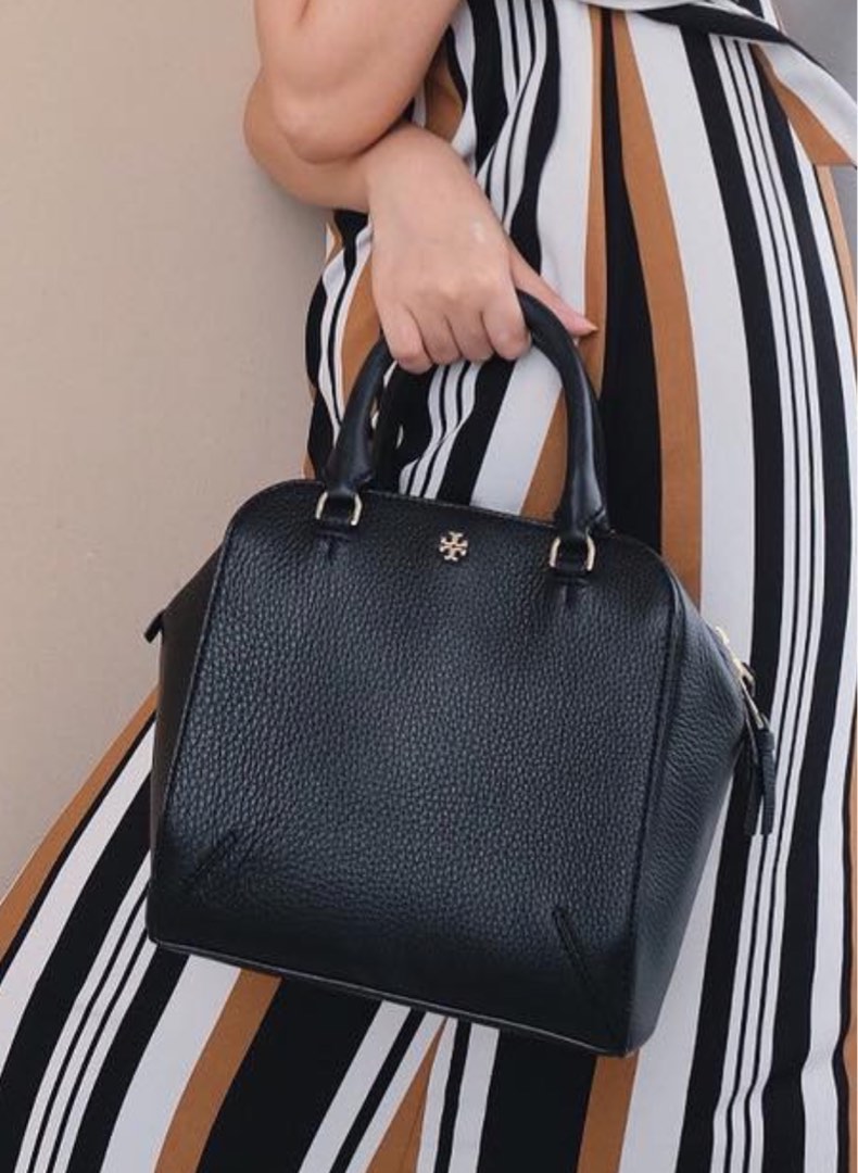 Tory Butch Robinson Bag, Luxury, Bags & Wallets on Carousell