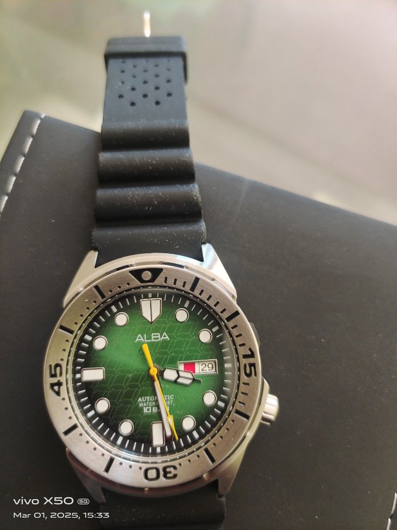 Alba automatic original with box warranty card use 8 months, Men's ...