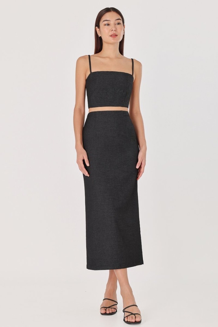 BNWT Lovet Black Denim Level Up Denim Back Slit Column Skirt, Women's ...