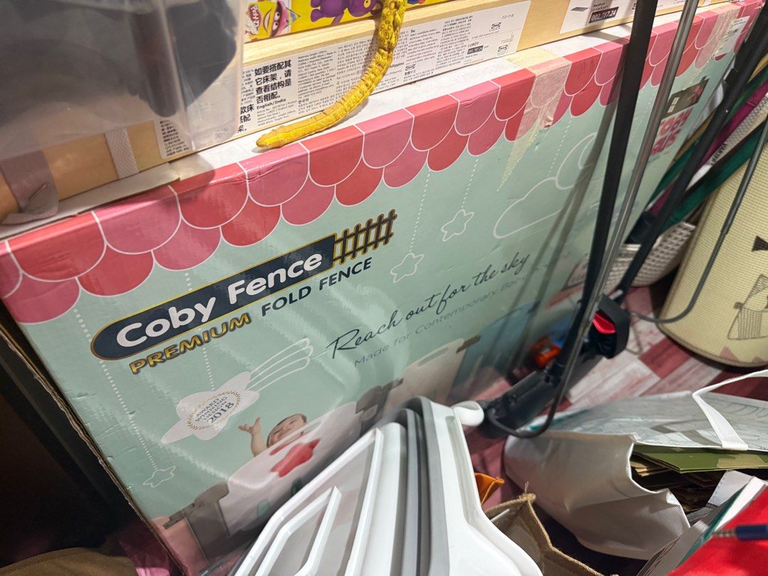 Coby Haus Starlight Fencing 8+2 with extra 4 panels, Babies & Kids ...