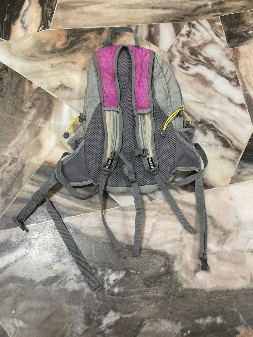 Coleman H2O Backpack Original, Men's Fashion, Bags, Backpacks on Carousell