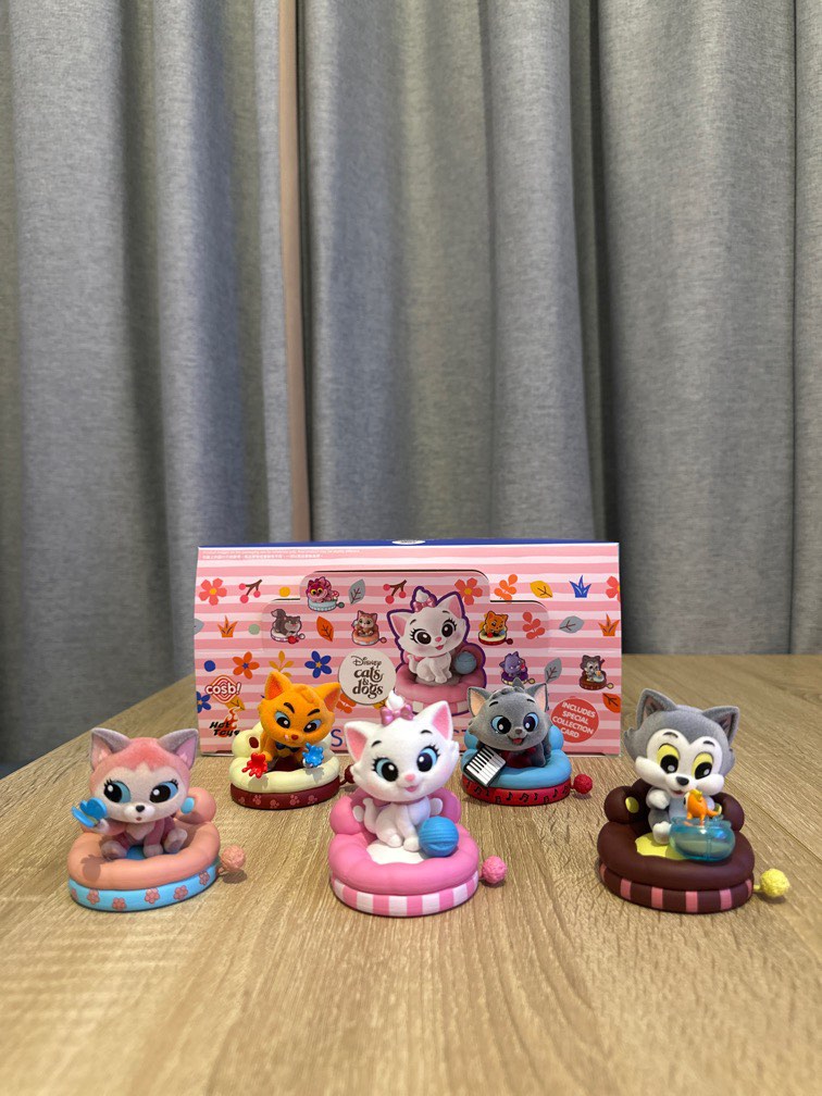 Cosbi collection Disney cats and dogs, 興趣及遊戲, 玩具 & 遊戲類 - Carousell