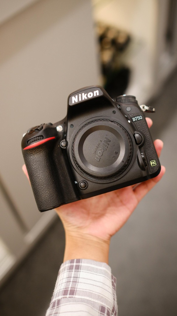 D750 sc20k, Photography, Cameras on Carousell