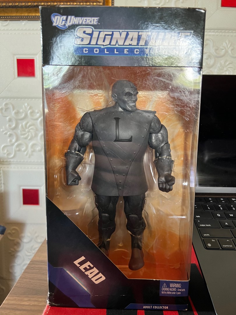 DCUC SIGNATURE COLLECTION LEAD, Hobbies & Toys, Toys & Games on Carousell