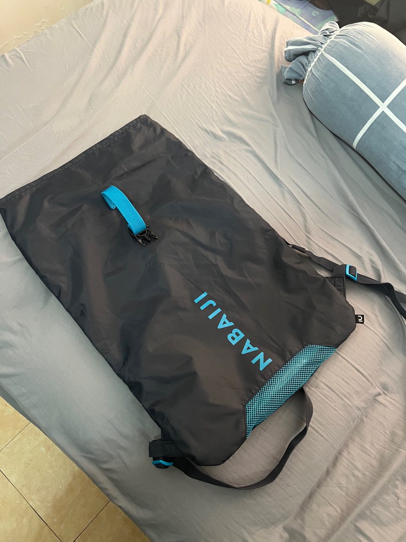 Decathlon Nabaiji Swimming Lightly Backpack, Men's Fashion, Bags ...
