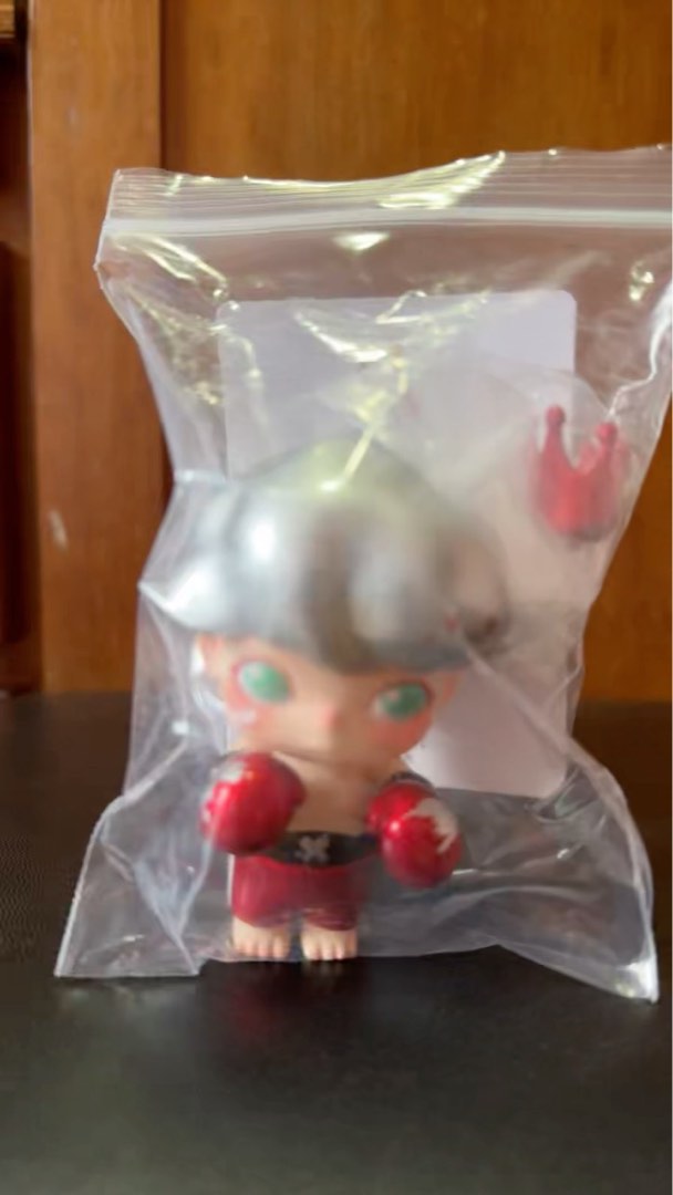 Dimoo Retro Series Rocking King Figure, Hobbies & Toys, Toys & Games on ...