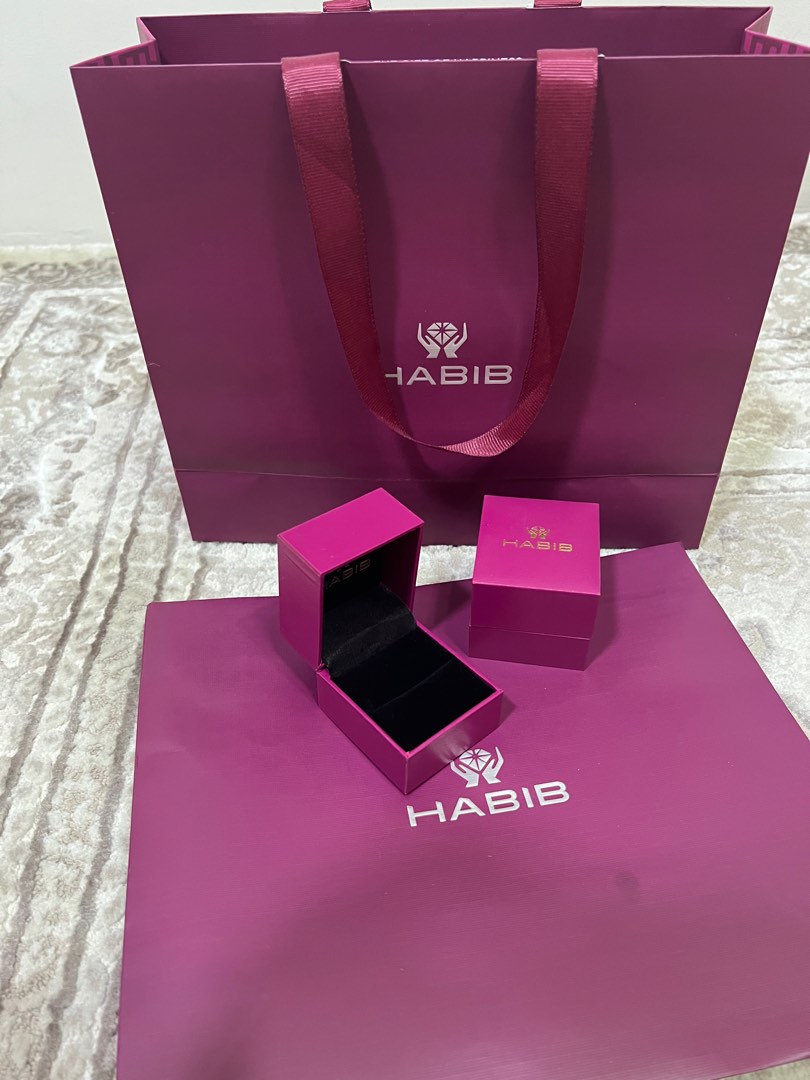 Habib Ring Box, Women's Fashion, Jewelry & Organisers, Accessory holder ...