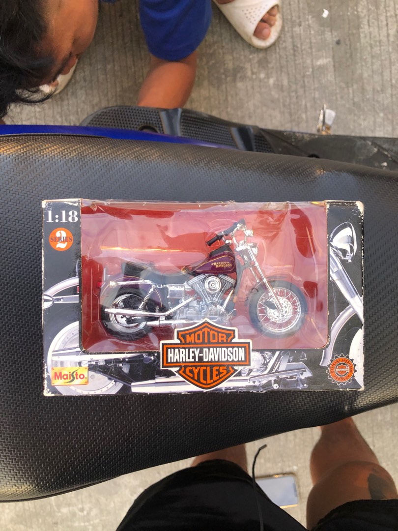 Harley davidson motorcycle, Hobbies & Toys, Toys & Games on Carousell