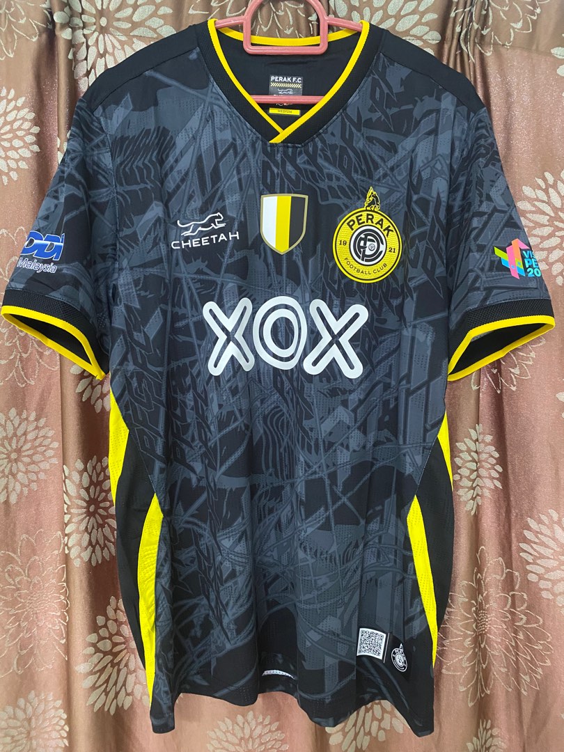 Jersi away PERAK FC 2024, Men's Fashion, Activewear on Carousell