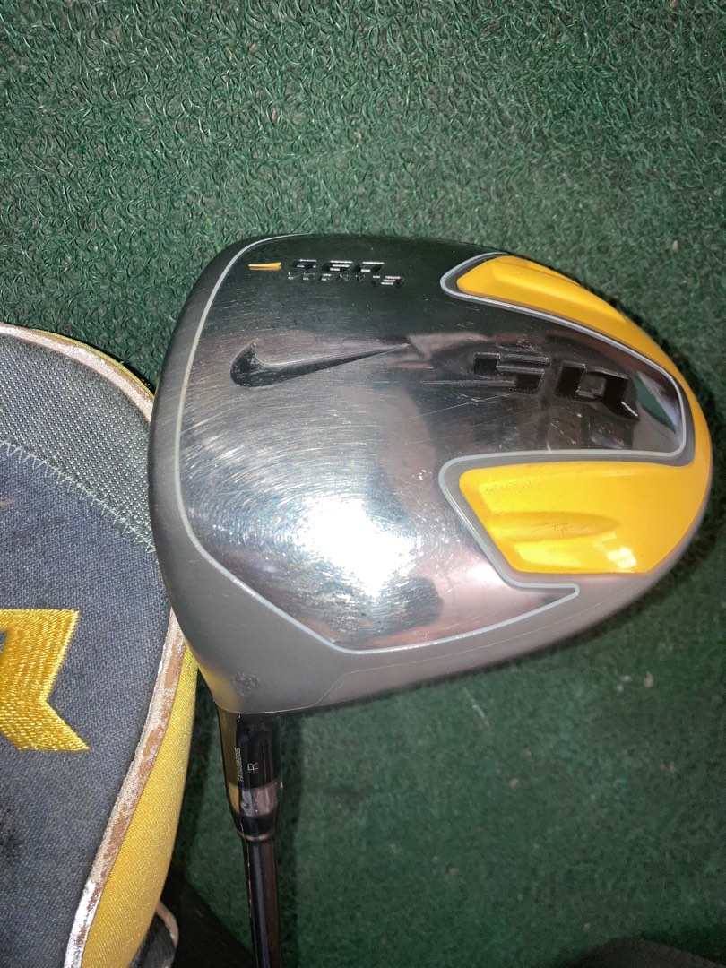 Lefty golf driver, Sports Equipment, Sports & Games, Golf on Carousell