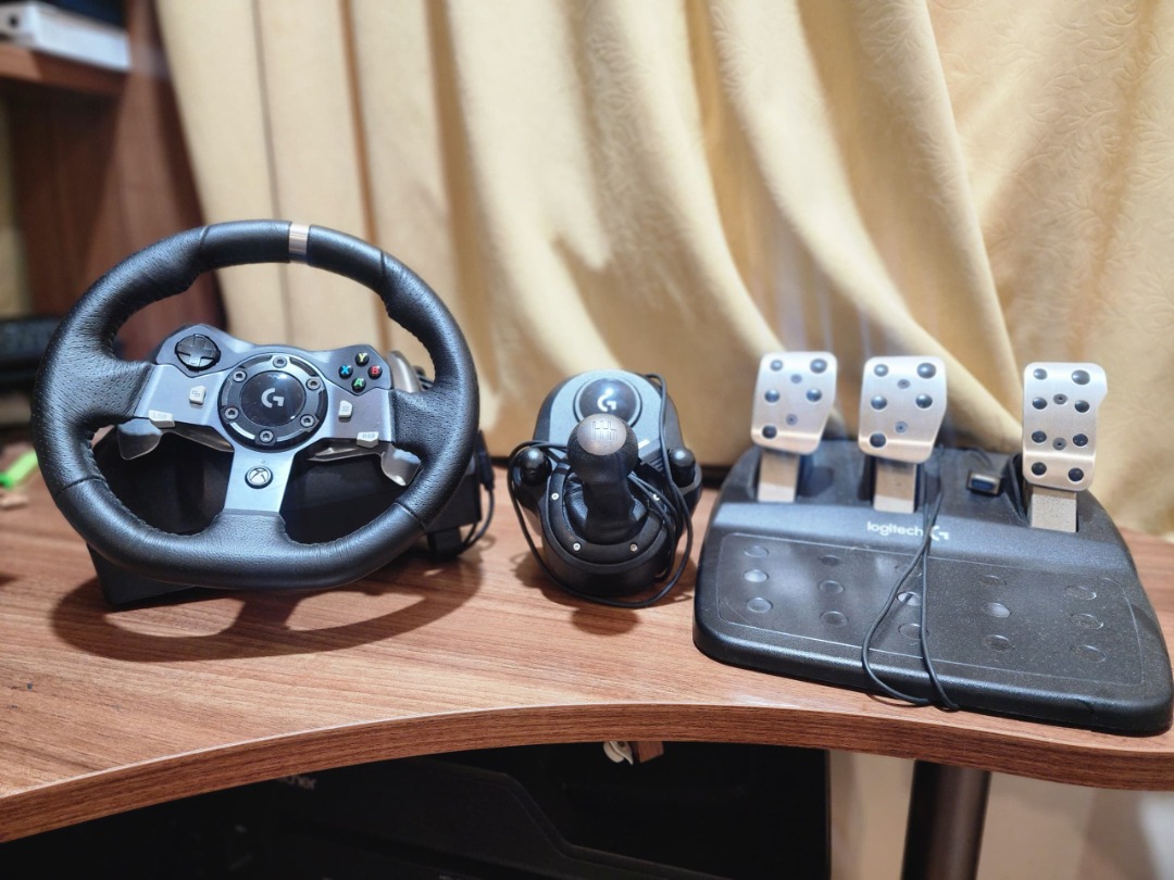 Logitech G920 Racing Wheel [with Shifter], Video Gaming, Gaming ...