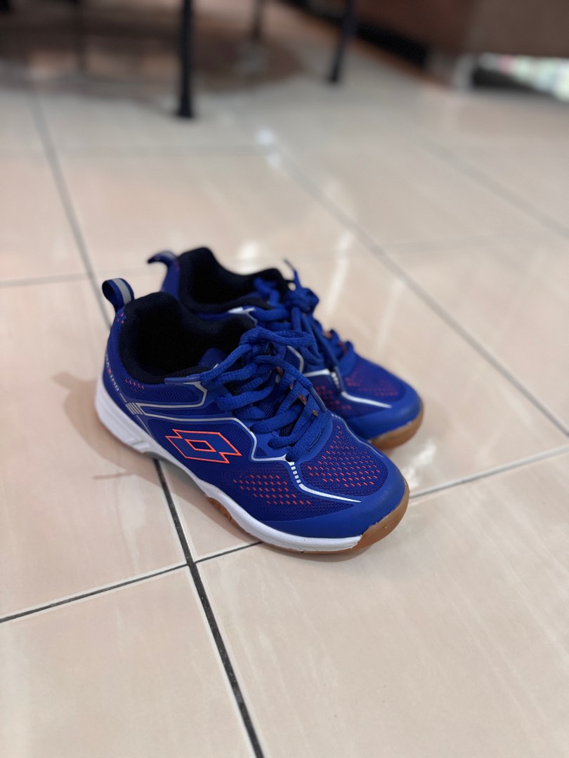 Lotto Maximo Indoor shoes KIDS, Babies & Kids, Babies & Kids Fashion on ...