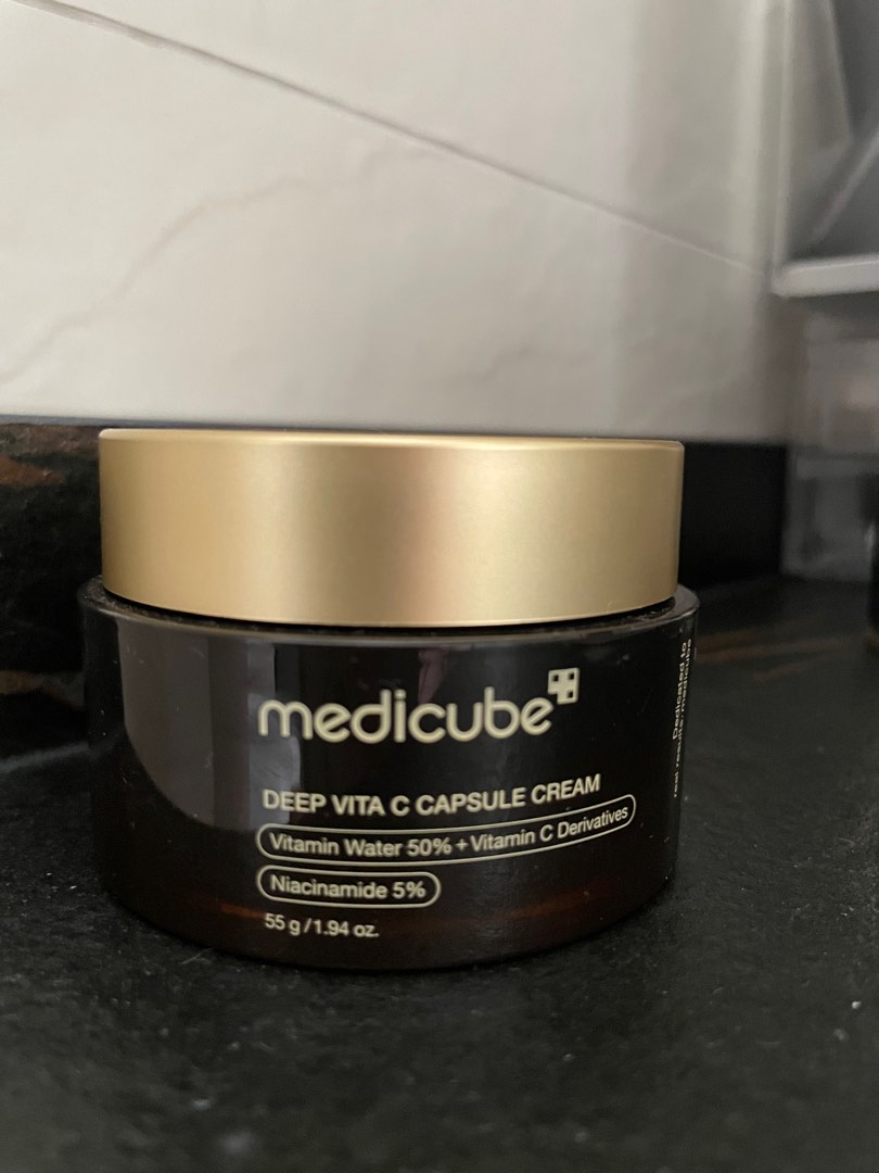 Medicube Deep vit C capsule cream, Beauty & Personal Care, Face, Face ...