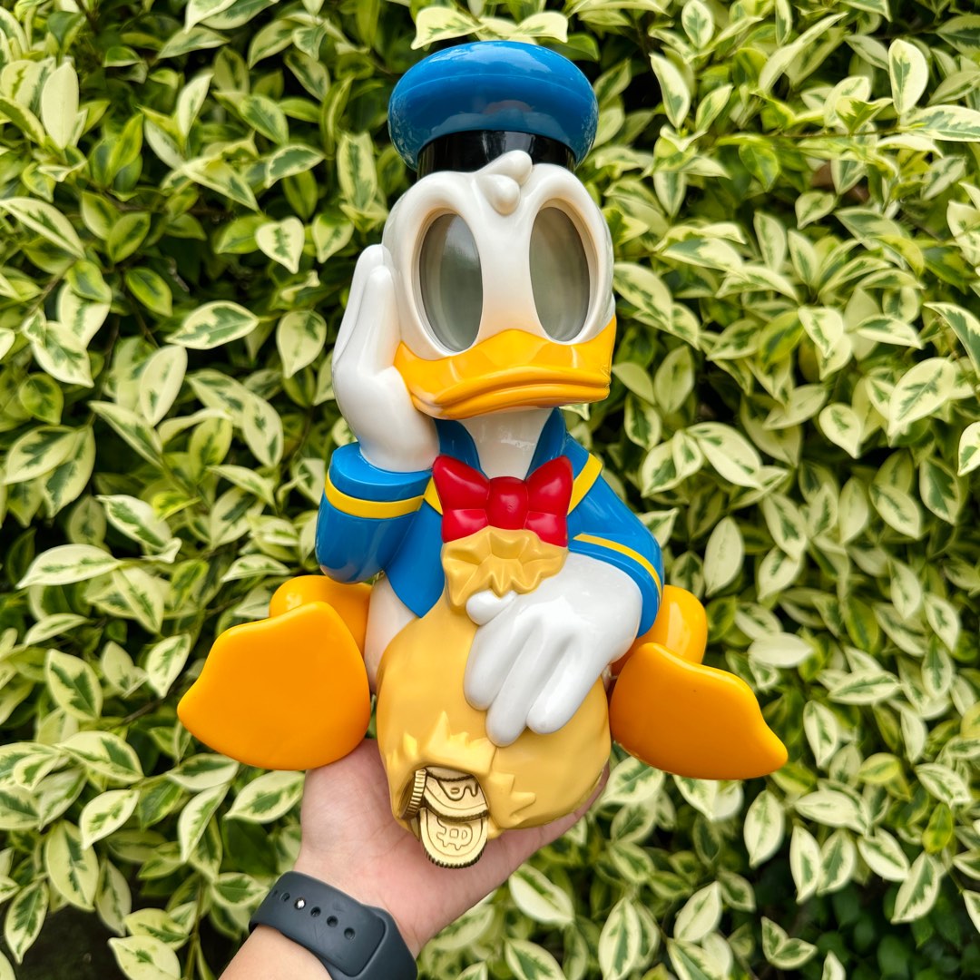 RARE Disney Donald Duck Coin Bank with Digital Coin Counter 26cm - Php ...